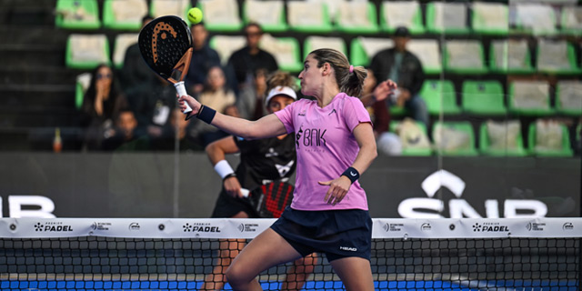 Ari Sánchez y Paula Josemaría marcan su territorio en la final de Riad